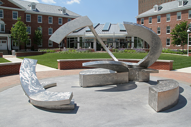 2012: Meridian X – by Ed McCullough | Vector – The Art of Fabricating